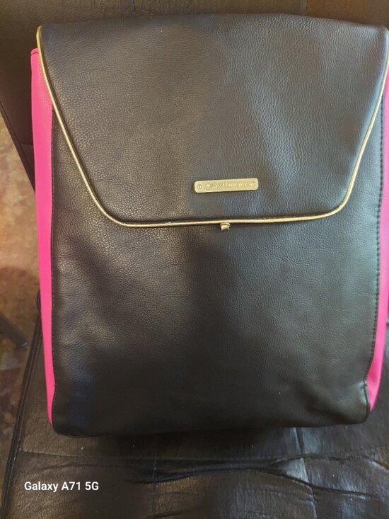 Juicy Couture | Bags | Juicy Couture Black And Hot Pink Backpack | Poshmark